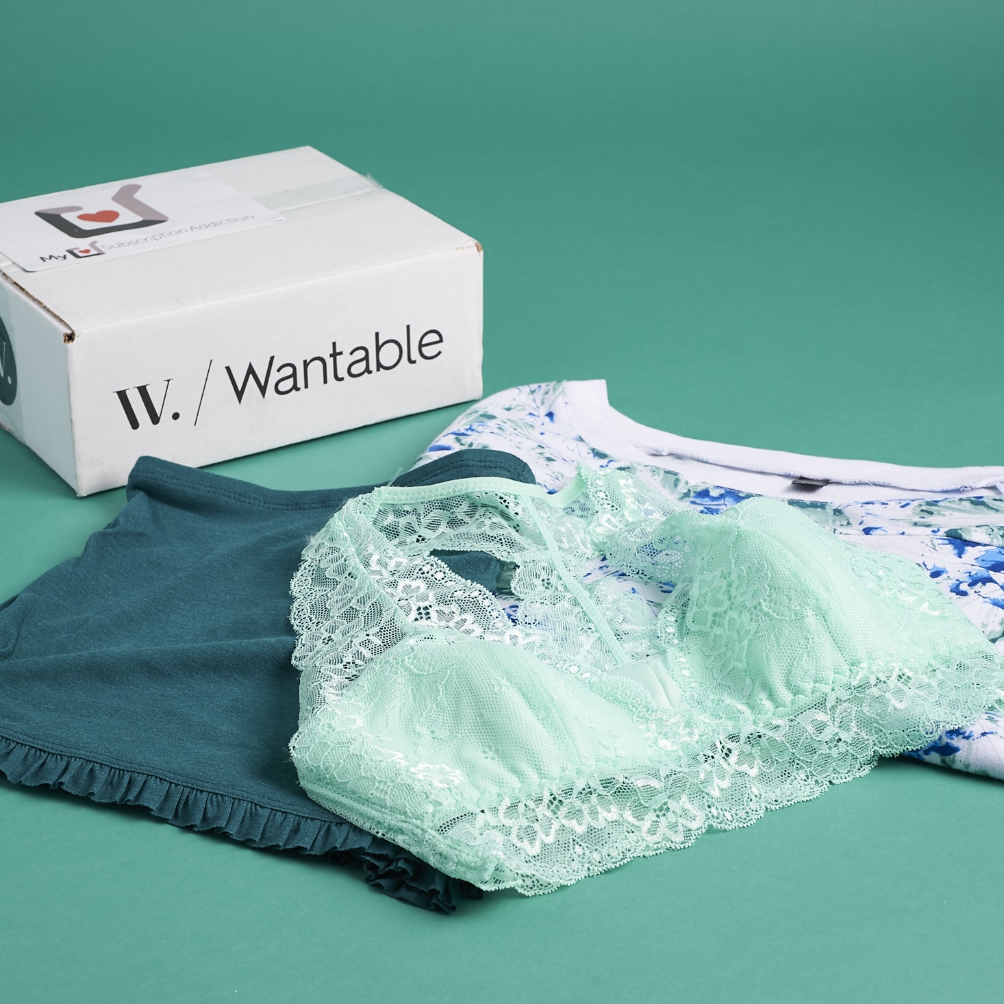 The 12 Best Women's Fashion Subscription Boxes – Voted By Subscribers ...