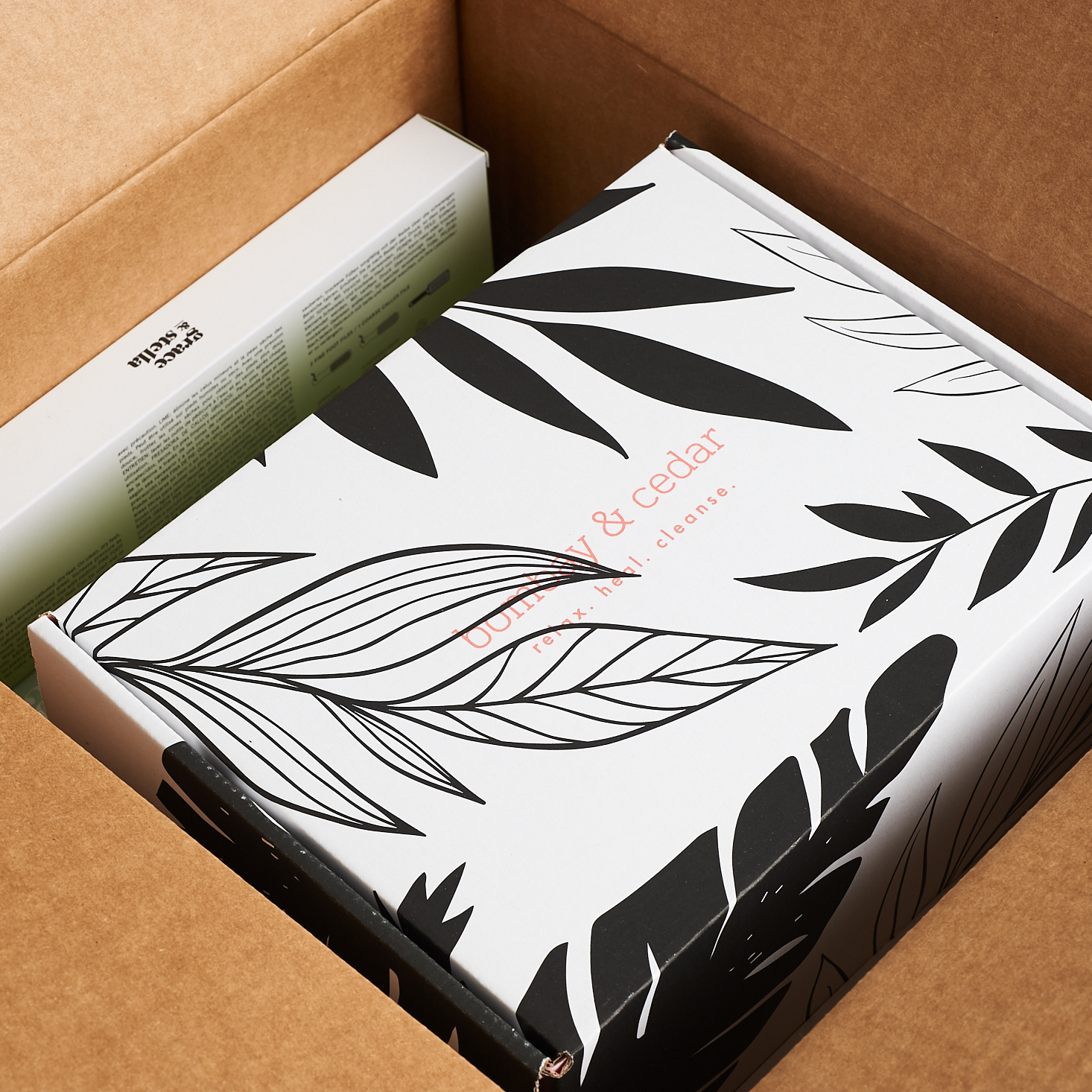 Bombay & Cedar Lifestyle Box Review + Coupon - July 2020 | MSA