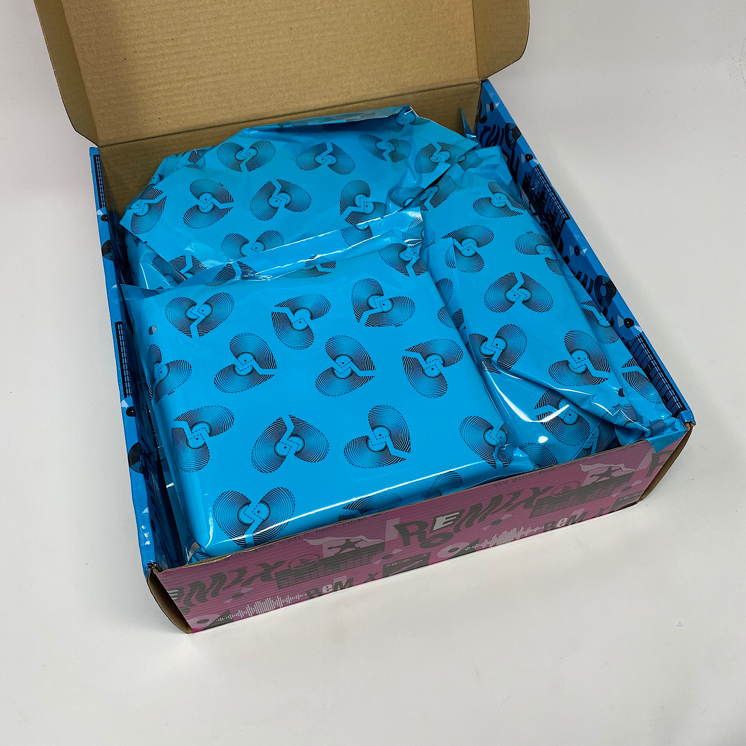 L.O.L. Surprise! Subscription Box Review - Fall 2020 | MSA