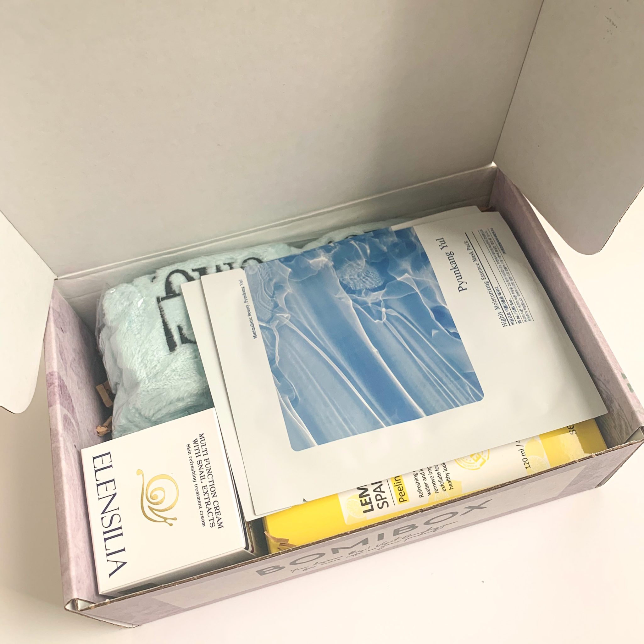 BomiBox K-Beauty Subscription Review + Coupon - October 2020 | MSA