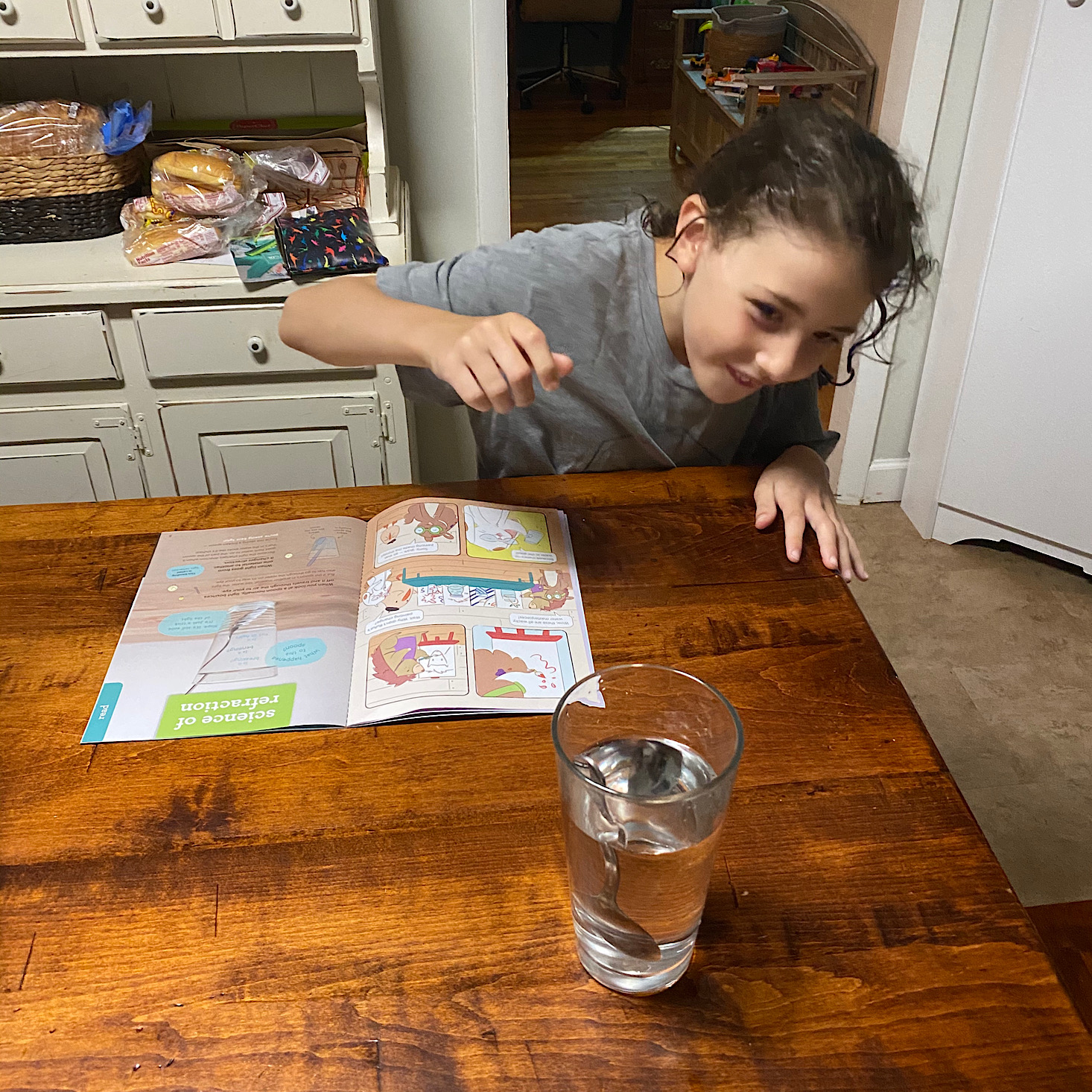 KiwiCo Kiwi Crate Review + Coupon – Light Refraction | MSA