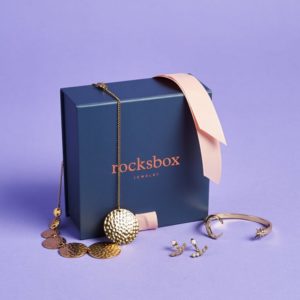 The 18 Best Women’s Clothing Subscription Boxes in 2023