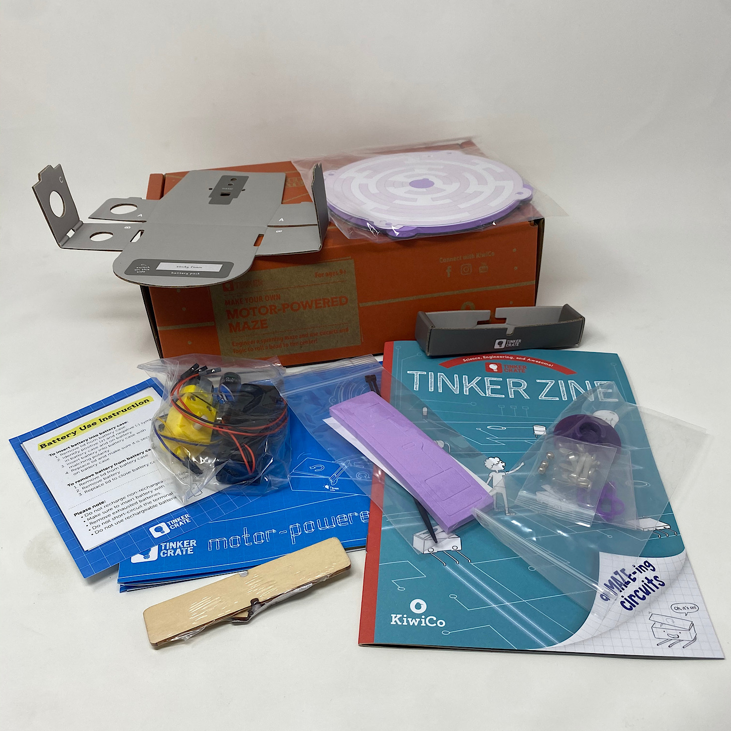 KiwiCo Tinker Crate Review + Coupon – Motor-Powered Maze | MSA