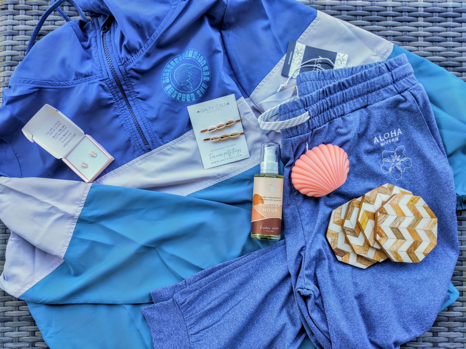 Beachly Lifestyle Box Fall 2022 Review | My Subscription Addiction