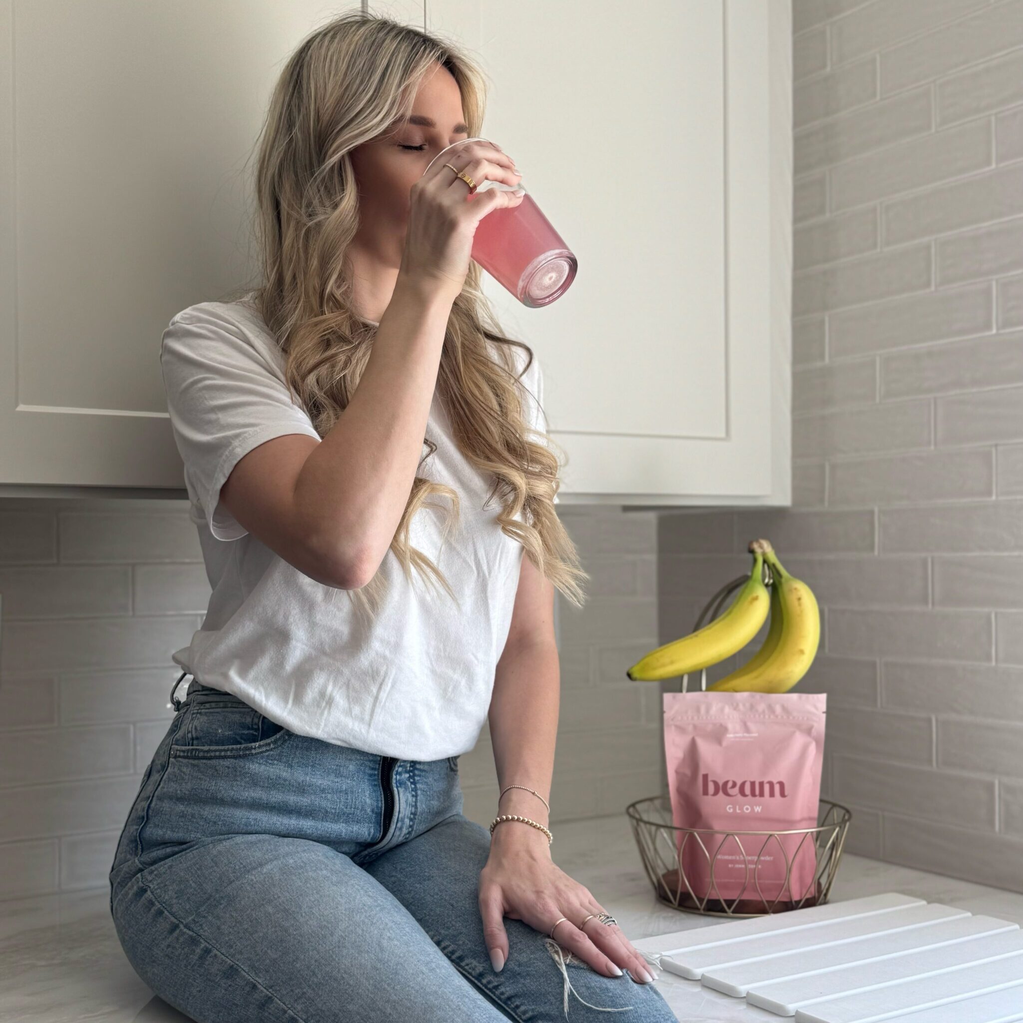 Beam Glow vs. Happy Mammoth Hormone Harmony: Which Helped Balance My ...