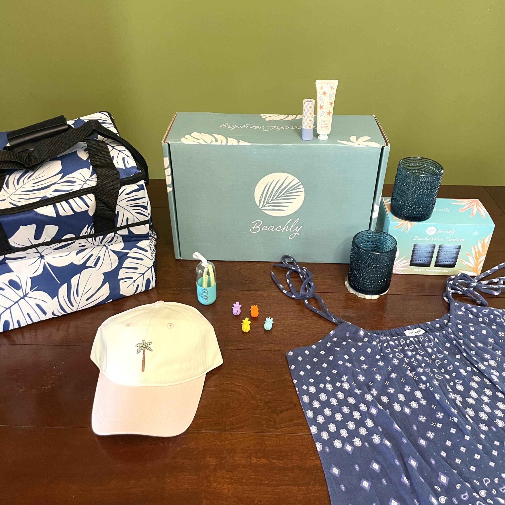 Beachly Lifestyle Box Review Summer 2025 | My Subscription Addiction