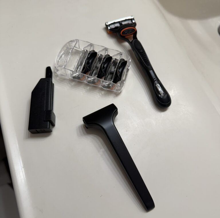 Single Blade vs. Multi-Blade Razors: What I Learned After Switching ...